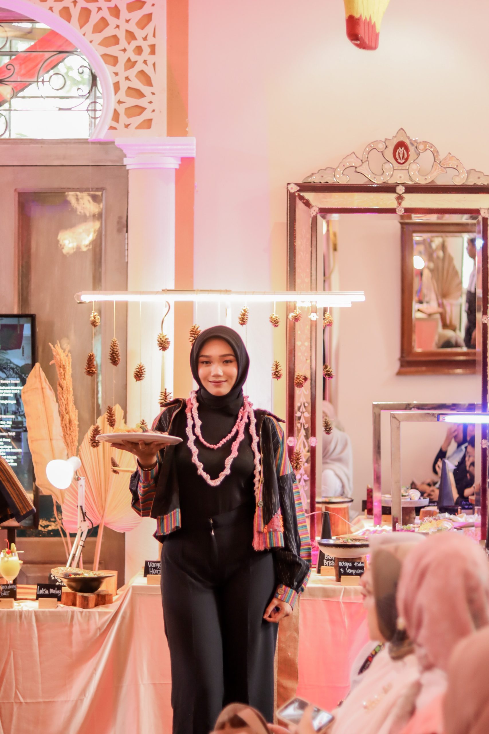 Launching Promo!CANTING LONDO KITCHEN – HOTEL SOLIA ZIGNA Tawarkan ...