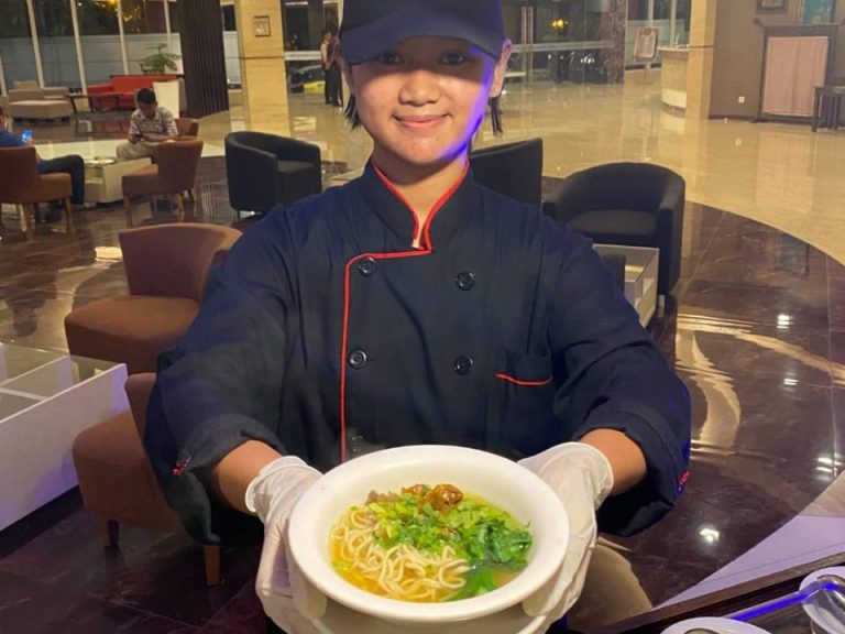 Nikmati Kuliner Regular "Jajanan Solo"Dari Solo Paragon Hotel & Residences